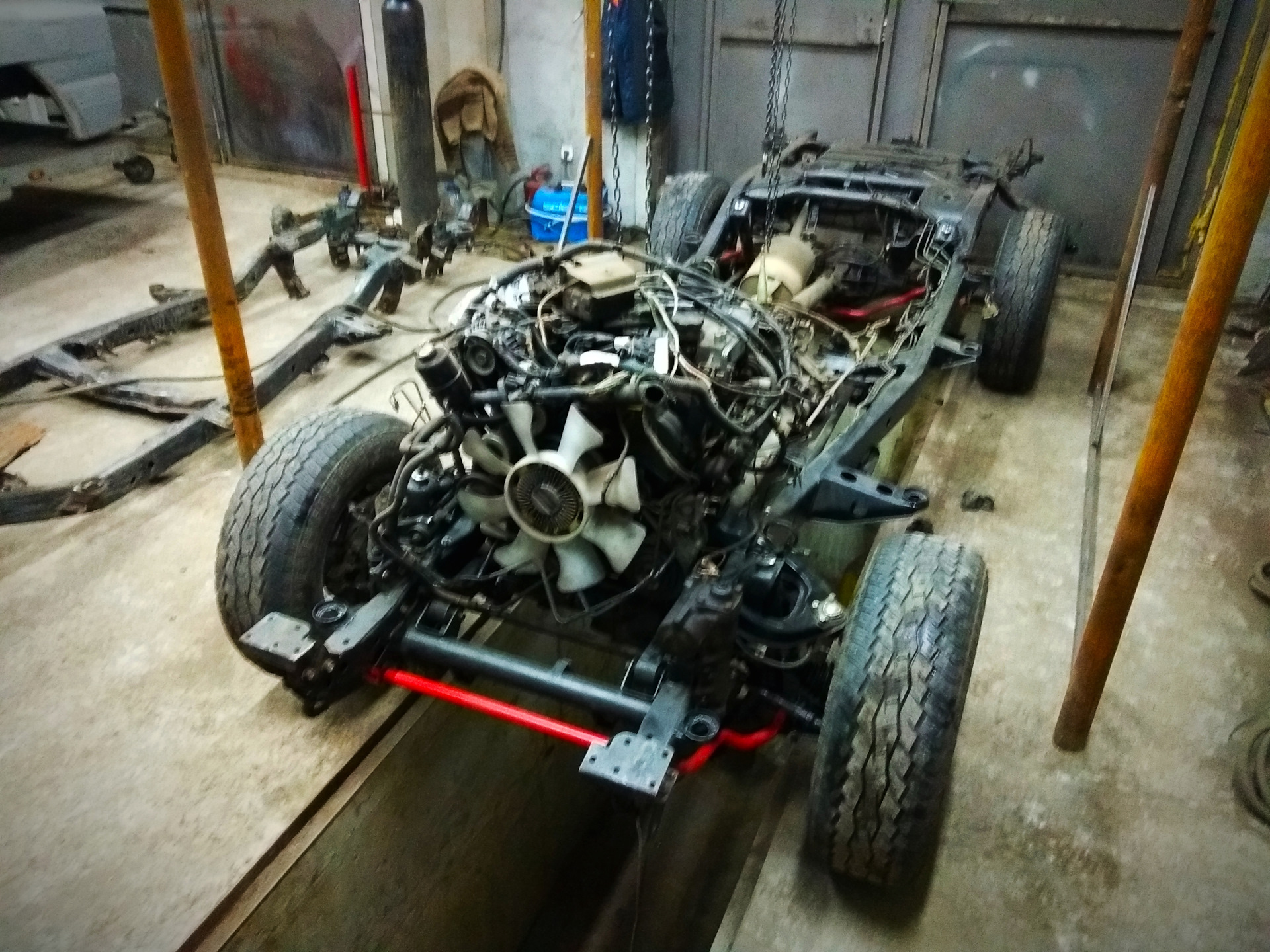 Установка кузова на раму Паджеро 2. Подушки ДВС, АКПП, рамы ...