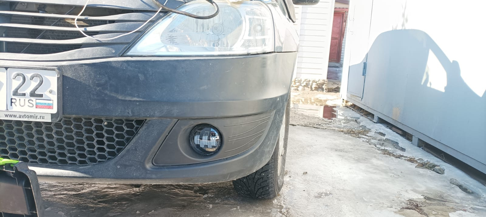 Установка ПТФ Sal-man — Renault Logan (1G), 1,4 л, 2010 года ...