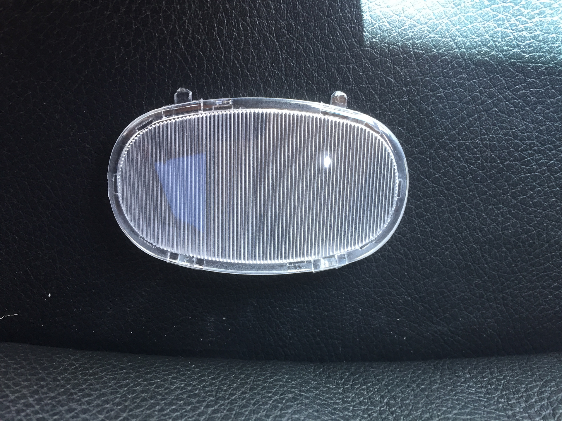 Диоды в салон, диод в селектор АКПП, замена стекол ламп в дверях ...