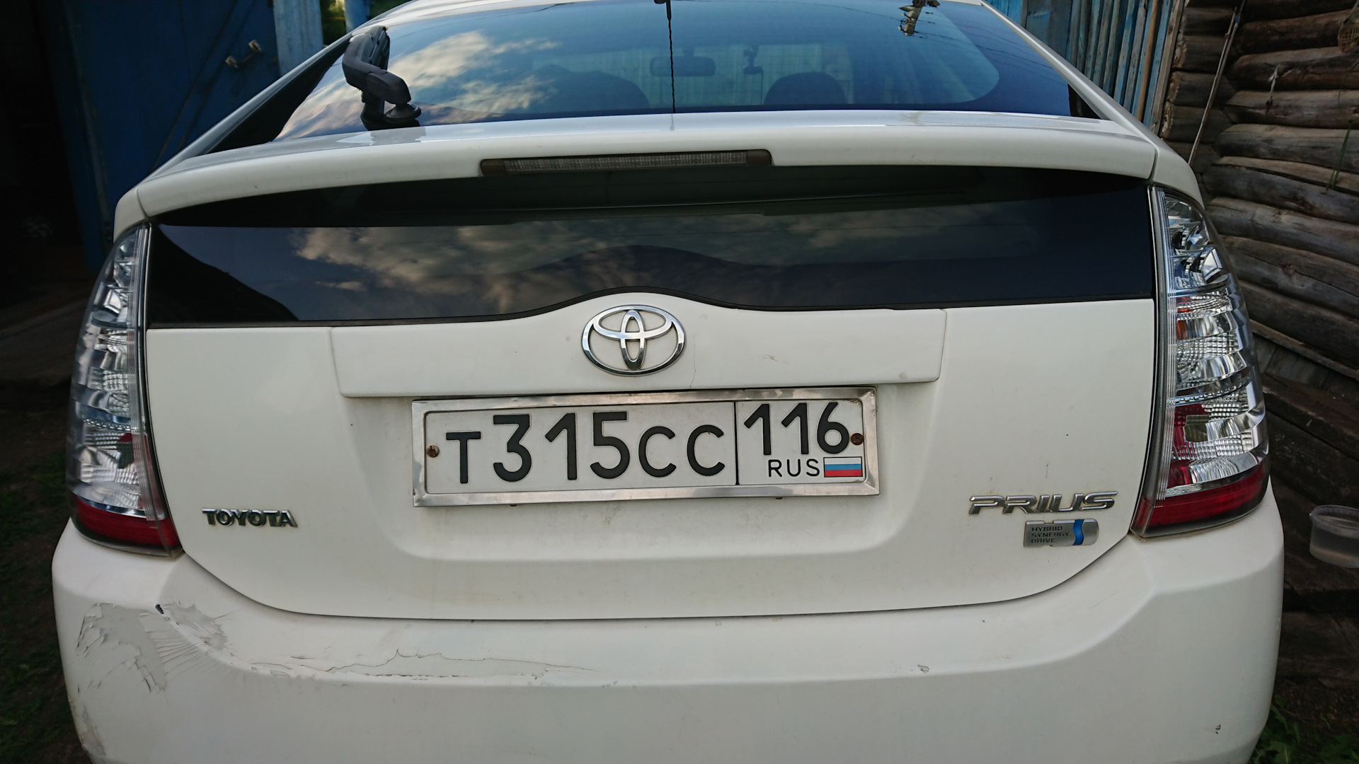 Лак на фары. — Toyota Prius (20), 1,5 л, 2007 года | своими руками | DRIVE2