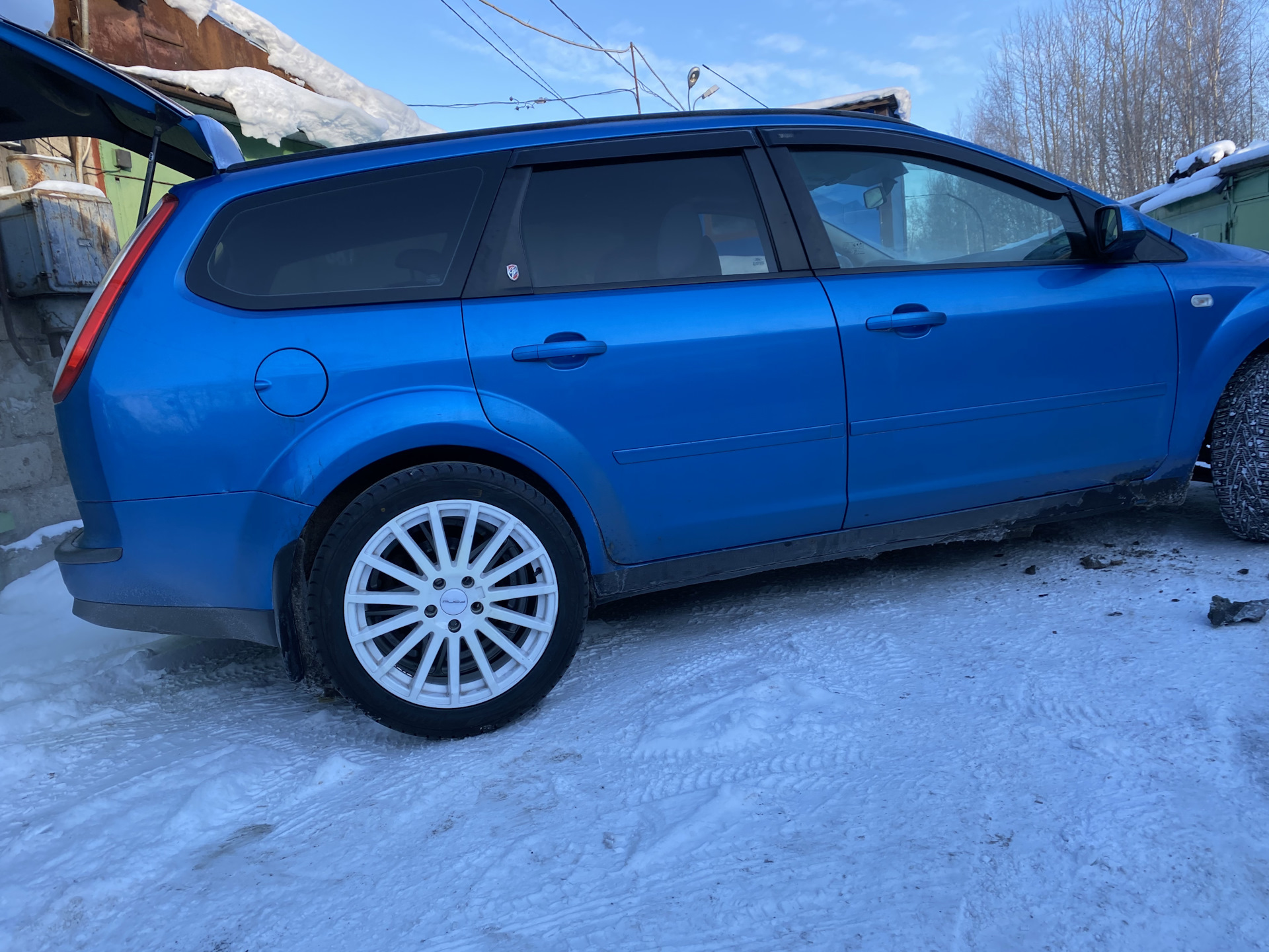 Готовь диссски заранее — Ford Focus Wagon II, 1,6 л, 2006 года ...