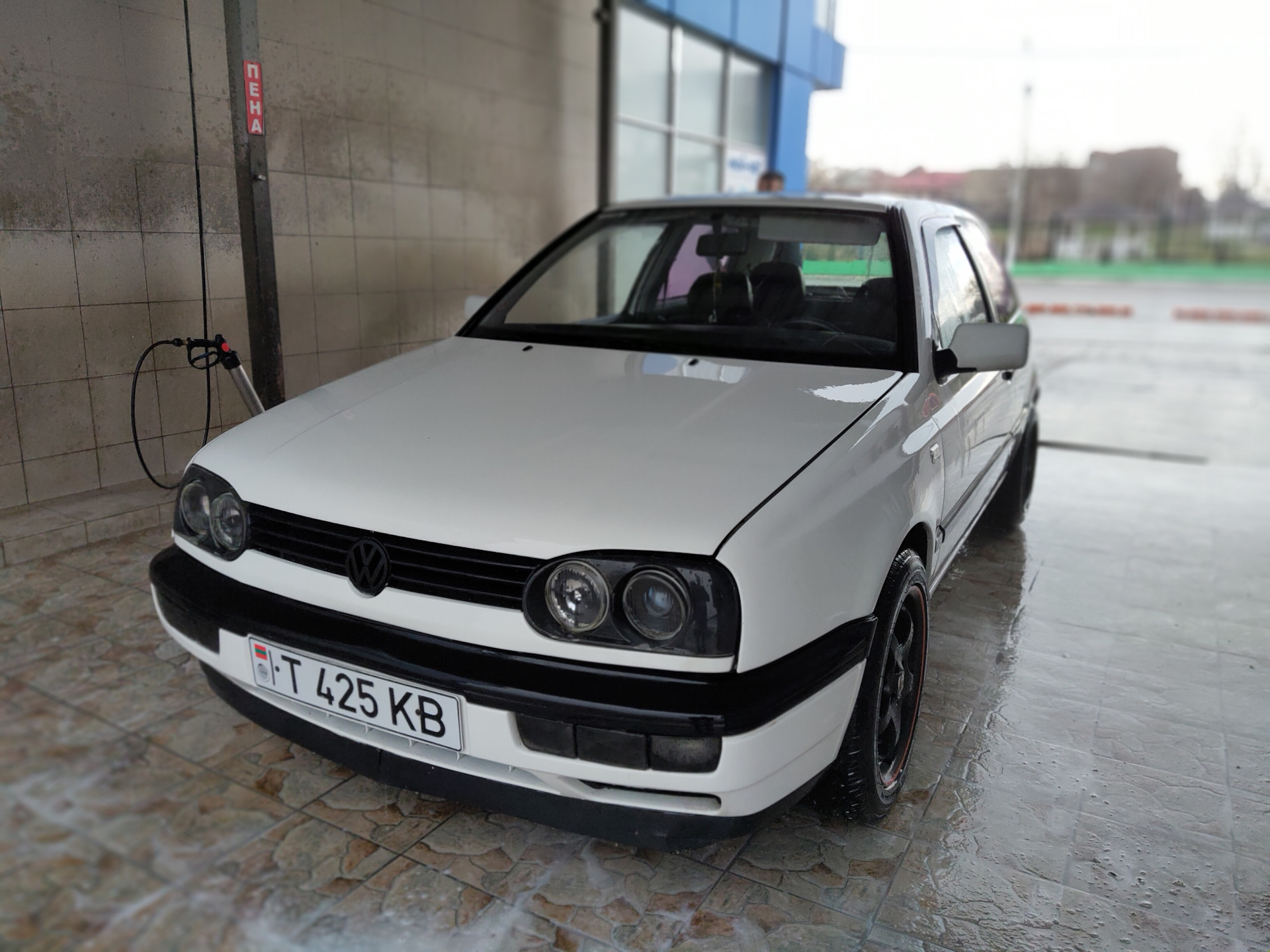 Новые сандалики "Borbet type t" — Volkswagen Golf Mk3, 1,8 л, 1993 года ...