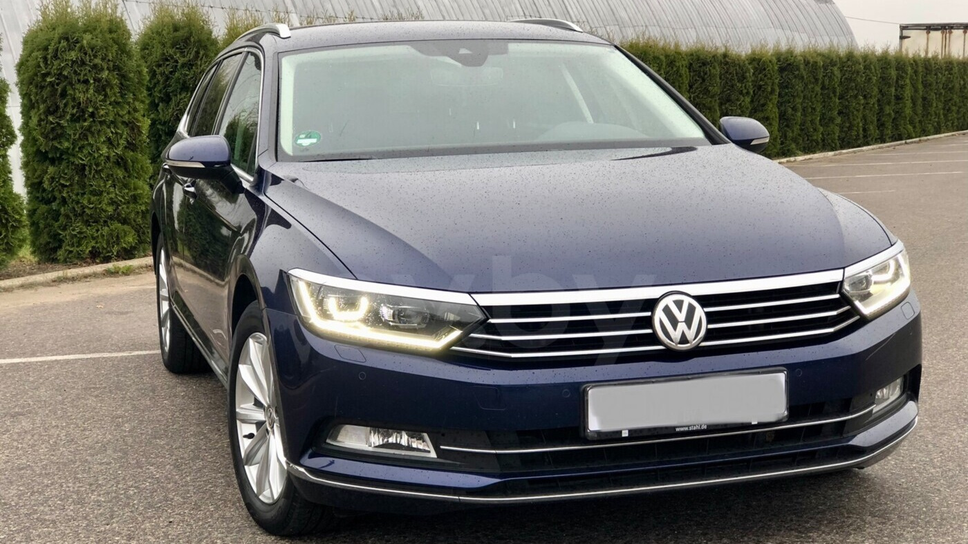 Volkswagen Passat Variant (B8) 2.0 дизельный 2018 | Navy Blue Shark на ...