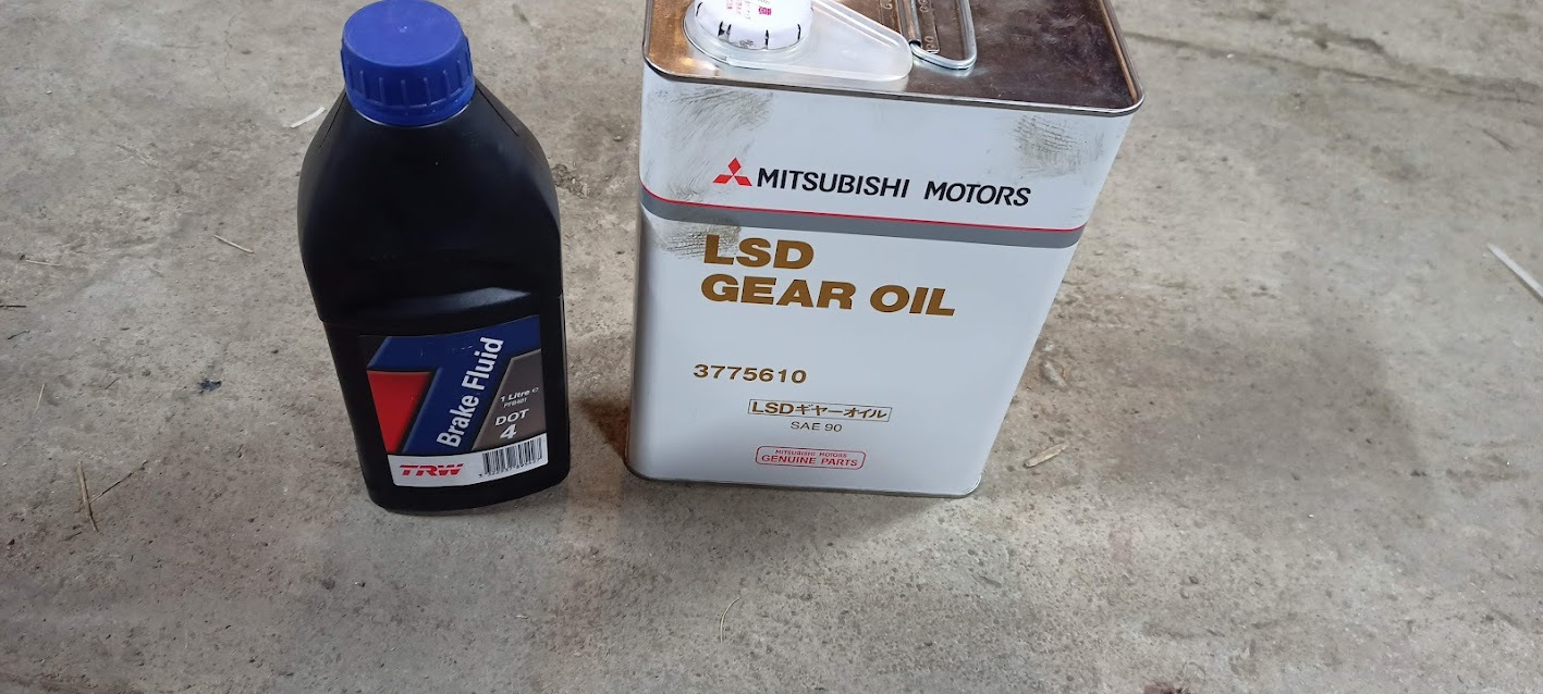 Замена масла в ред. Чистка радиатора — Mitsubishi Pajero Sport (1G), 3 ...