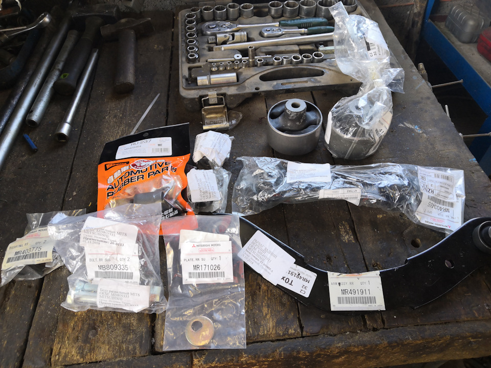MN100110 Сайлентблок Mitsubishi | Запчасти на DRIVE2