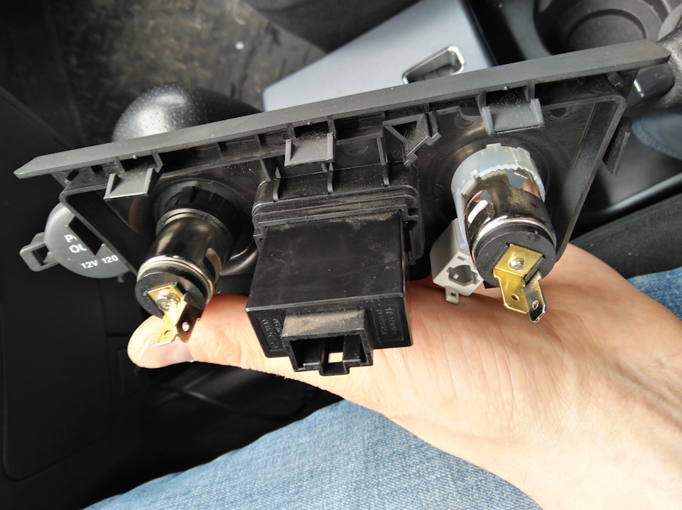 Скрытое питание для регистратора — Hyundai Elantra (4G), 1,6 л, 2009 ...