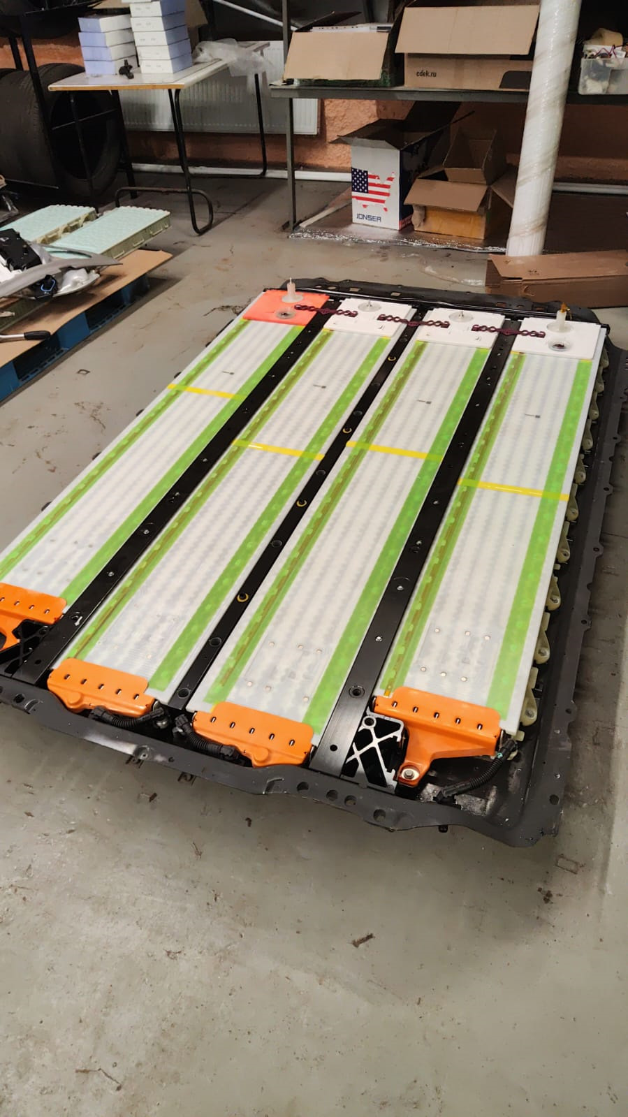 Ремонт высоковольтной батареи — Tesla Model 3 (1G), 2018 года | поломка ...