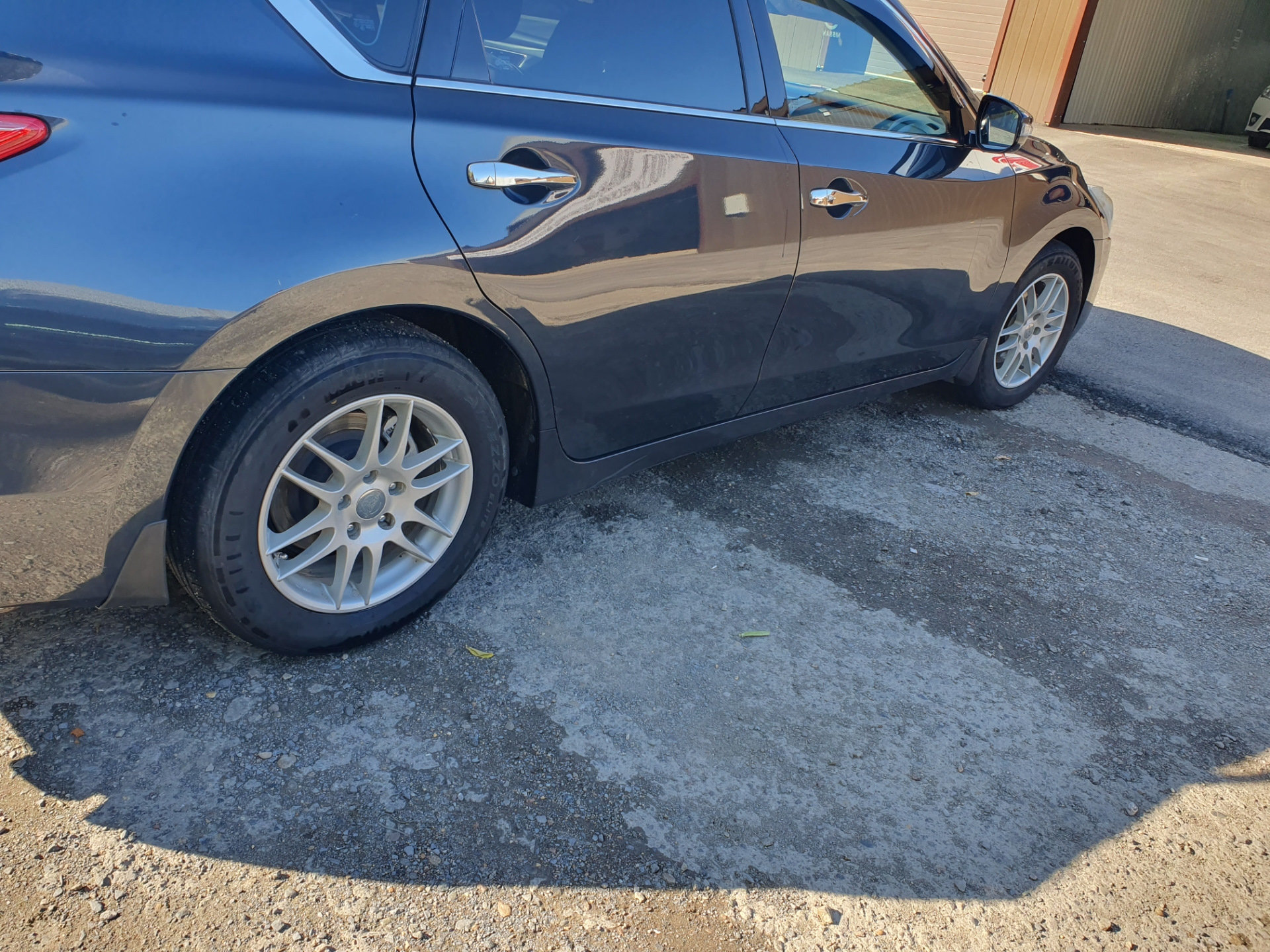 Nissan Teana L33 брызговики свечи держатель крышки бензобака