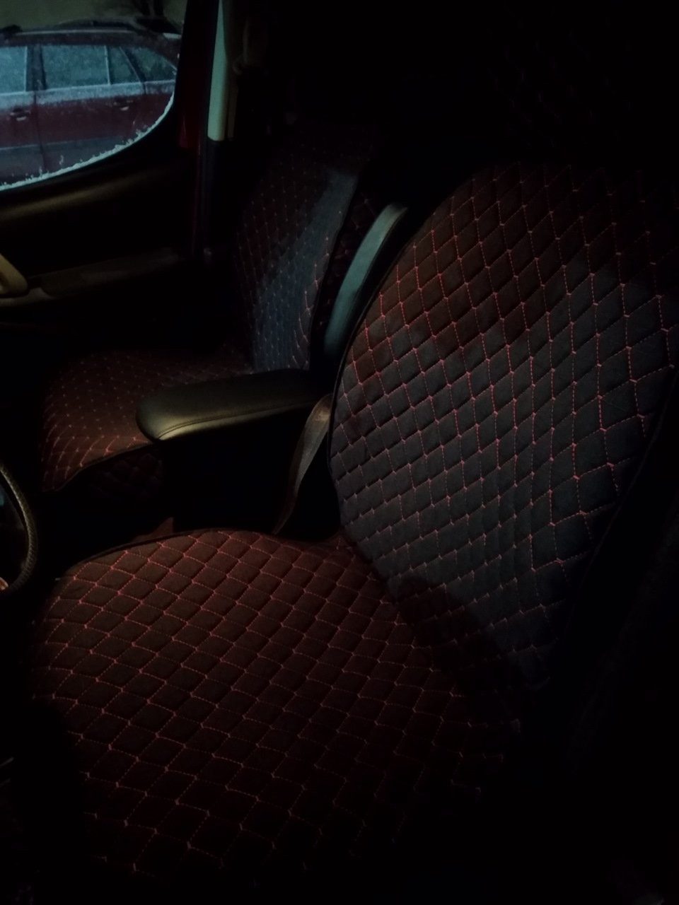 Накидки на передние сиденья — Citroen Berlingo (2G), 1,6 л, 2013 года ...