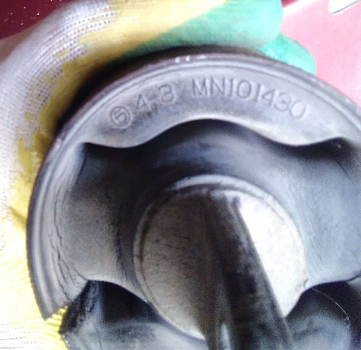 Замена задних ушастых сайлентблоков — Mitsubishi Lancer X, 2 л, 2007 ...