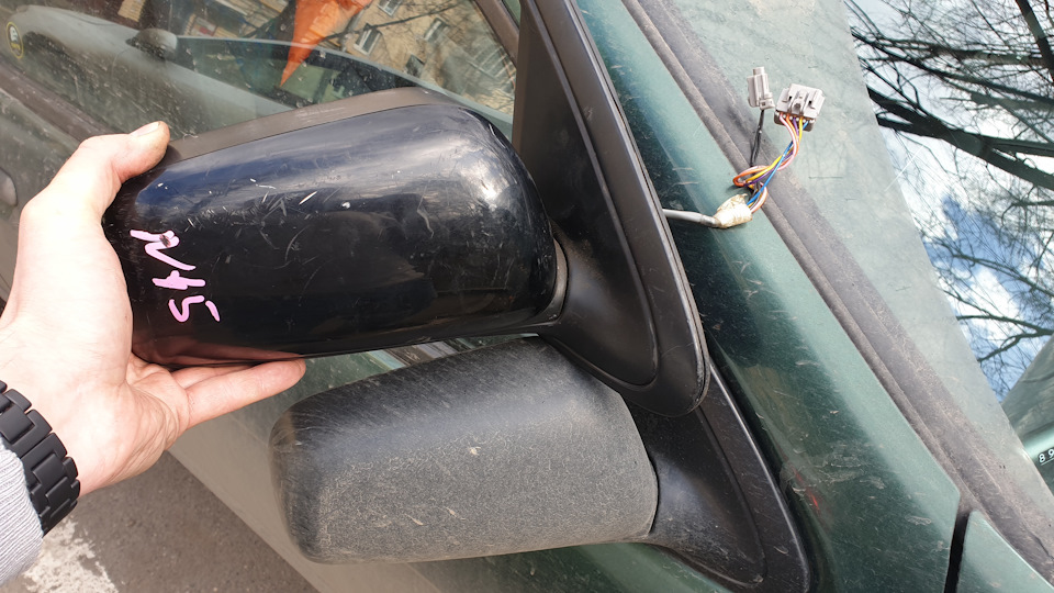 Ревизия механизмов складного зеркала. — Nissan Almera I (N15), 1,4 л ...