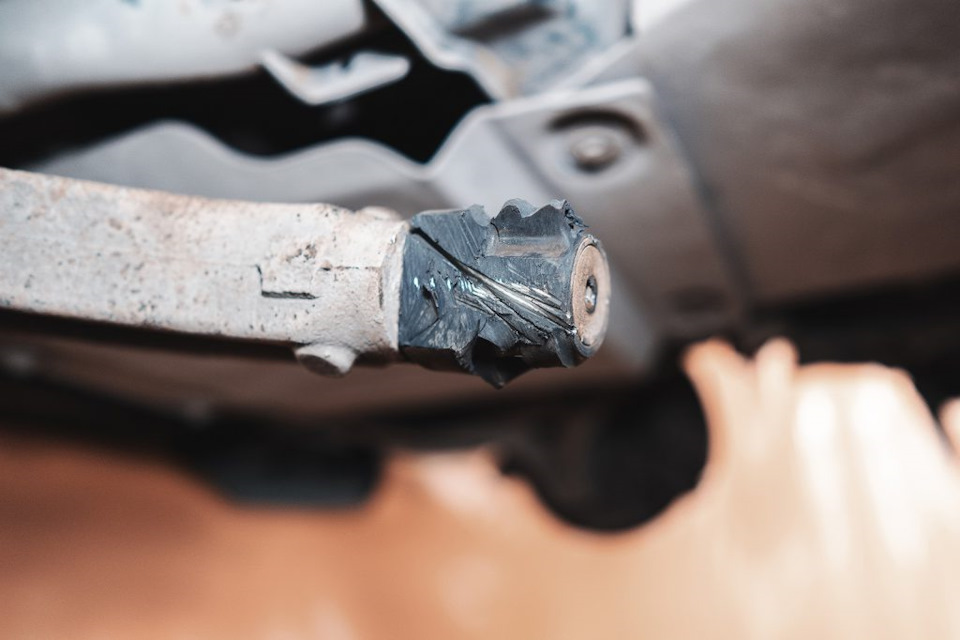 Сайлентблоки передних нижних рычагов Гранд Чероки — Бета-авто на DRIVE2