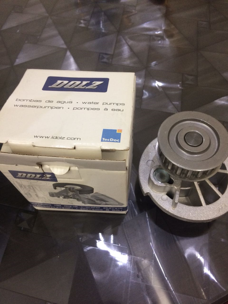 Помпа на Астра G — Opel Astra G, 1,6 л, 2003 года | расходники | DRIVE2