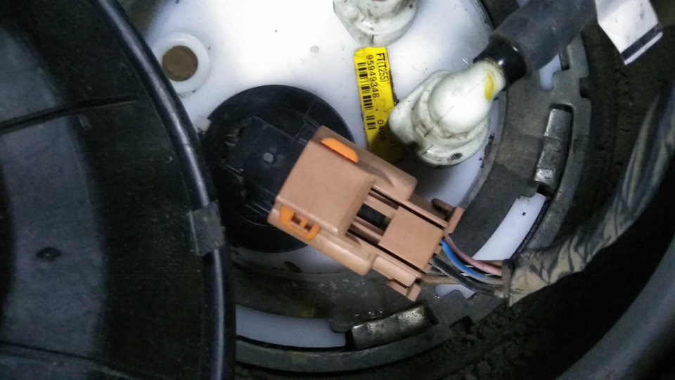 95949348 Насос топливный электрический GM | Запчасти на DRIVE2