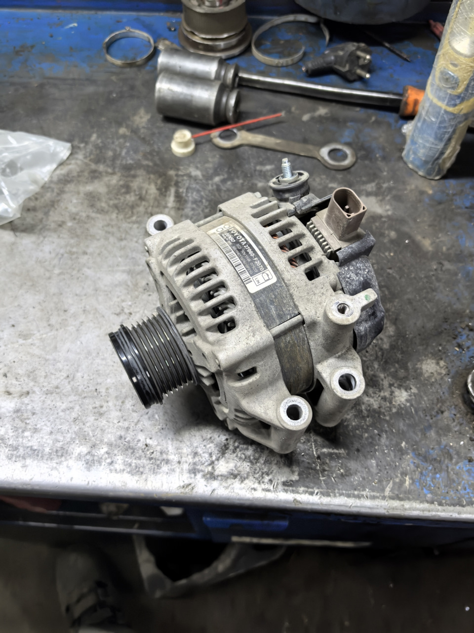 Муфта генератора — Toyota RAV4 (5G), 2 л, 2020 года | визит на сервис ...