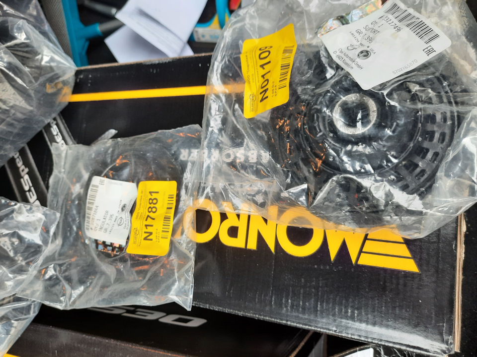 !опа. Рестайловые опоры стоек и Monroe OE Spectrum на мою Insignia ...