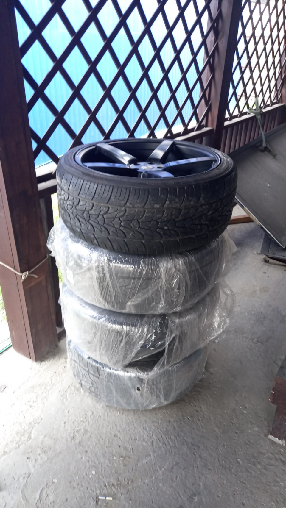 Приехали тапочки) — Audi Q7 (1G), 3 л, 2007 года | тюнинг | DRIVE2