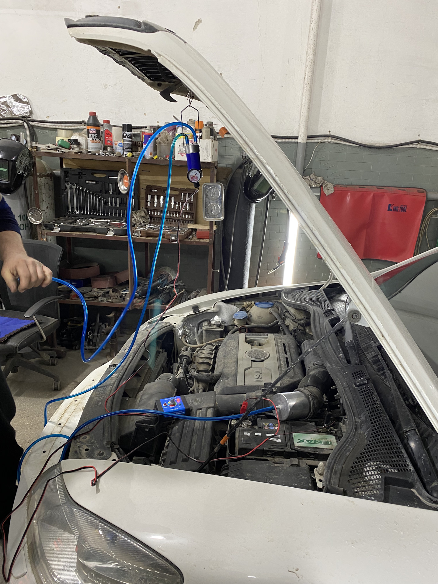 Опрессовка впуска, замена ремня генератора и передних колодок — Skoda ...