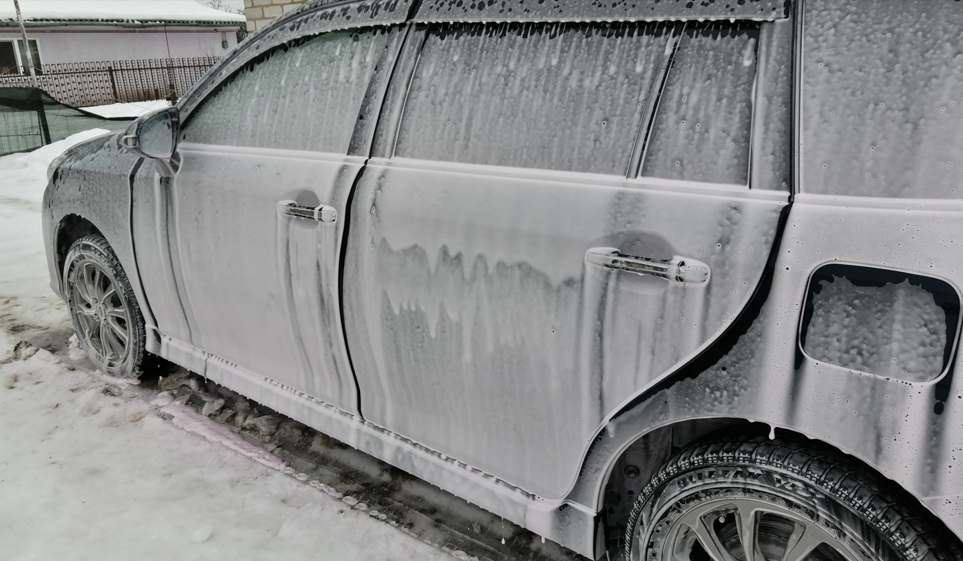 Нано-воск после шампуня — Toyota Corolla Fielder (E160), 1,5 л, 2018 ...