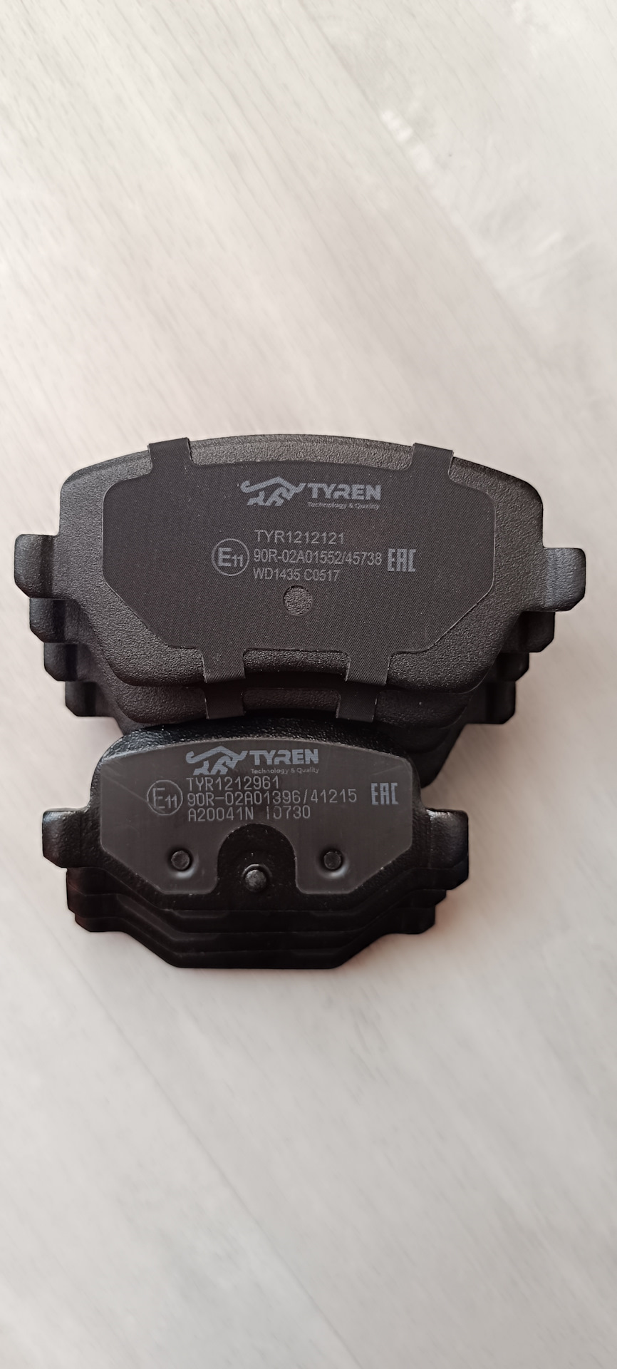 Замена тормозных колодок. TYREN — Lada Vesta SW Cross (1G), 1,8 л, 2022 года | расходники | DRIVE2