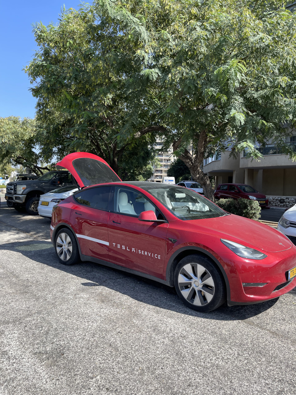 Tesla Mobile Service — Tesla Model 3 (1G), 2023 года | визит на сервис ...