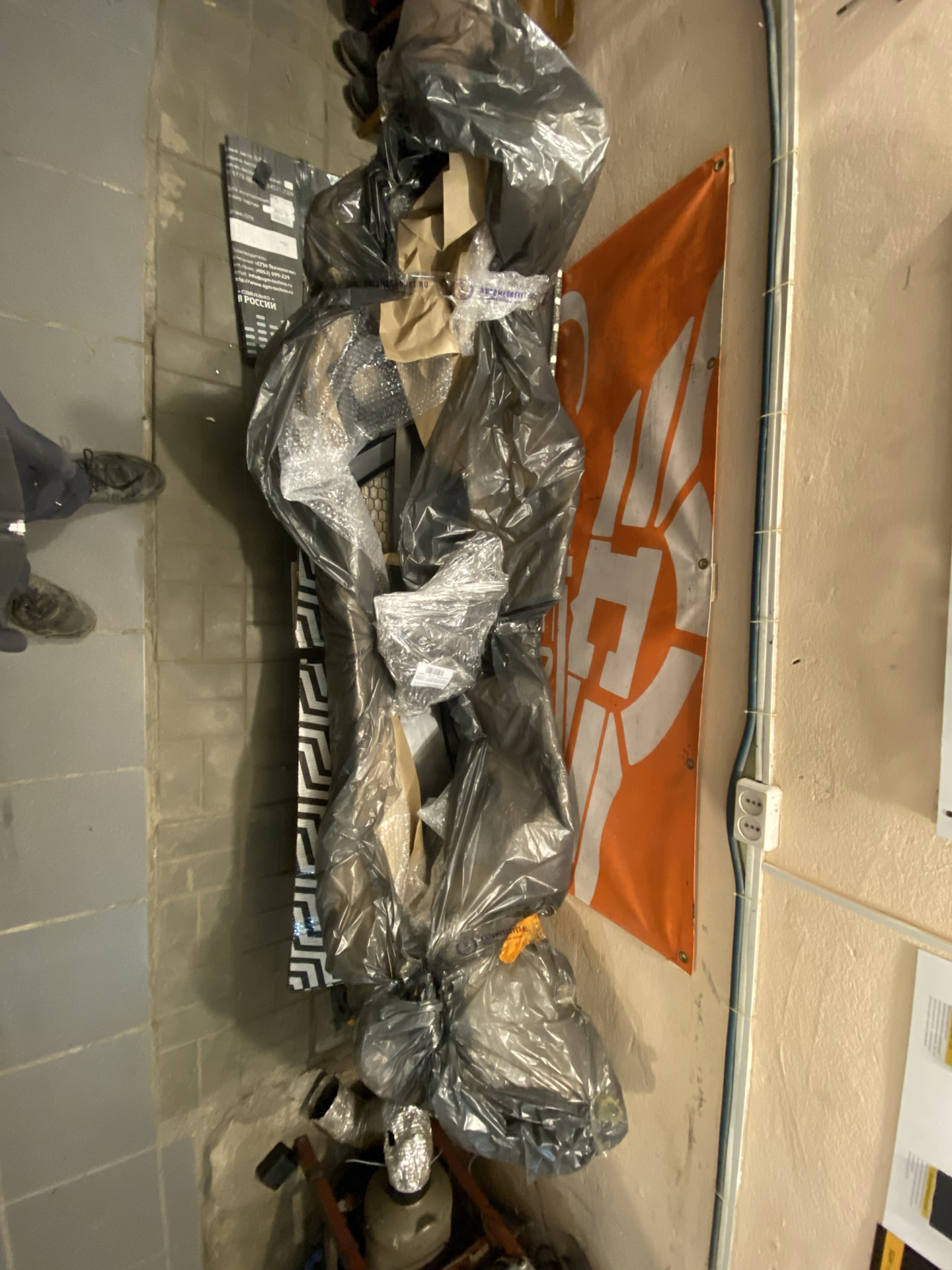 Новый передний бампер 2 — Renault Logan (1G), 1,6 л, 2011 года ...