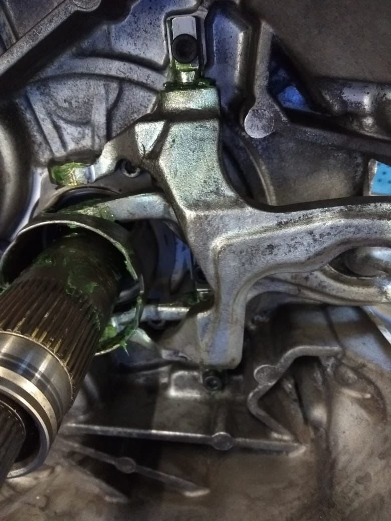 Замена двойного сцепления DCT7 — Hyundai Tucson (TL), 1,6 л, 2016 года ...