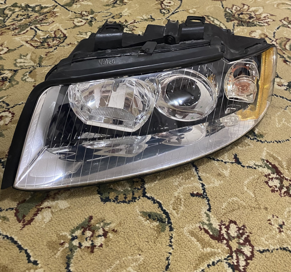 Поменял фары — Audi A4 (B6), 1,8 л, 2004 года | аксессуары | DRIVE2