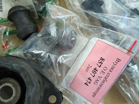 857407474 Подвеска, рычаг независимой подвески колеса VAG | Запчасти на ...