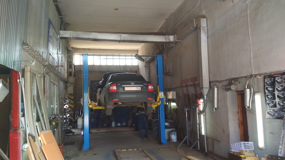 Глушитель Saab + резонатор Audi 100/200 — Lada Приора седан, 1,6 л ...