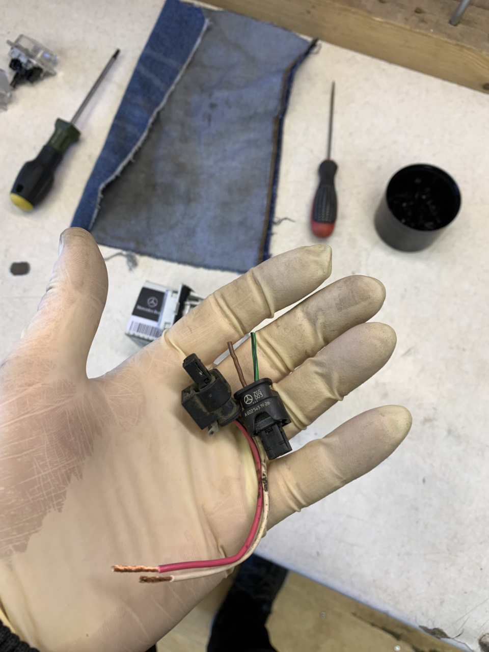 A0225451926 Разъём электрический Mercedes | Запчасти на DRIVE2