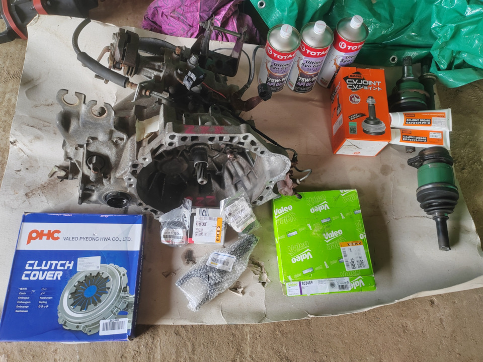 Подготовка к замене мкпп — Toyota Corolla RunX, 1,8 л, 2001 года ...