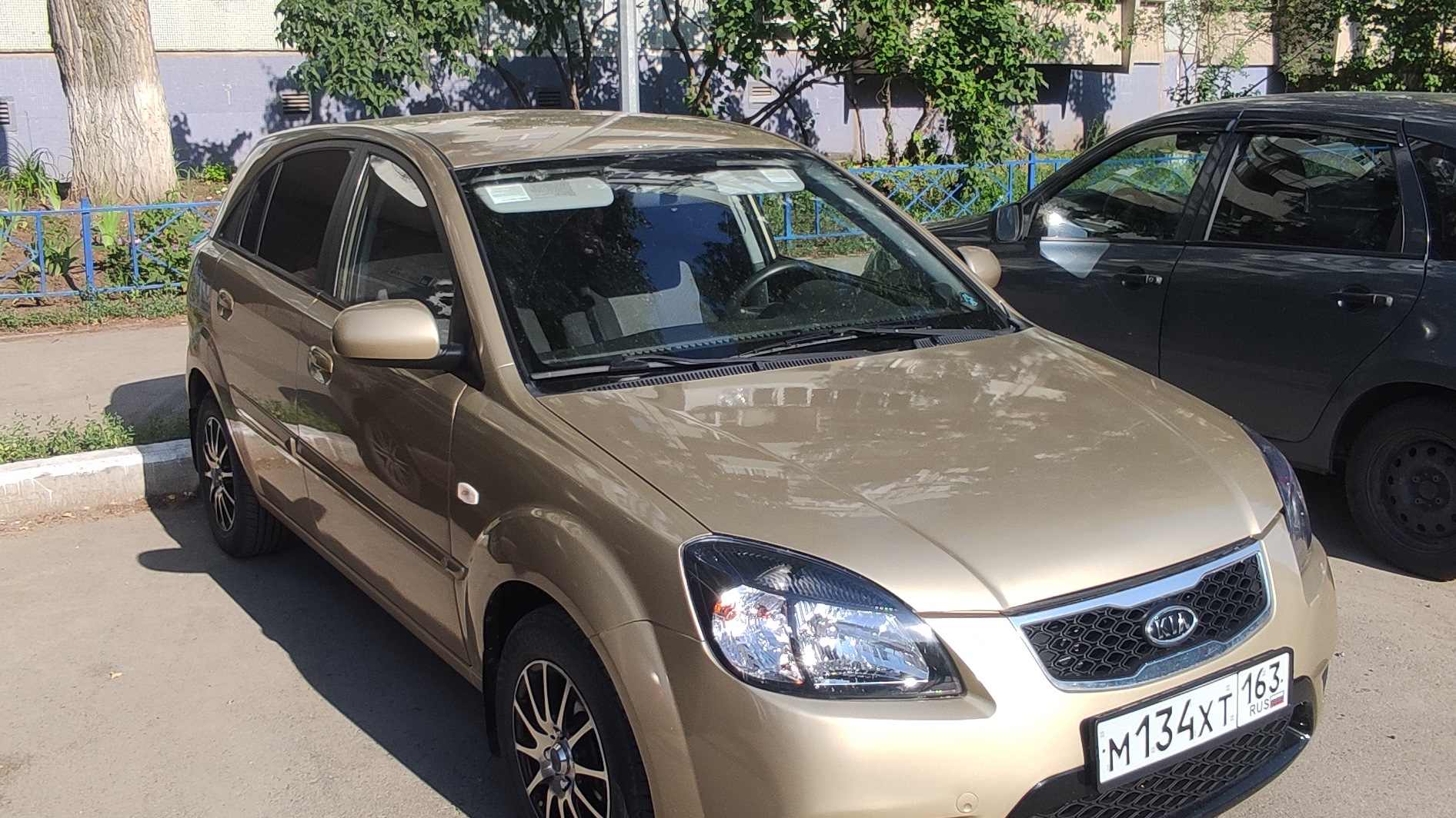 KIA Rio (2G) 1.4 бензиновый 2010 | Goldy на DRIVE2