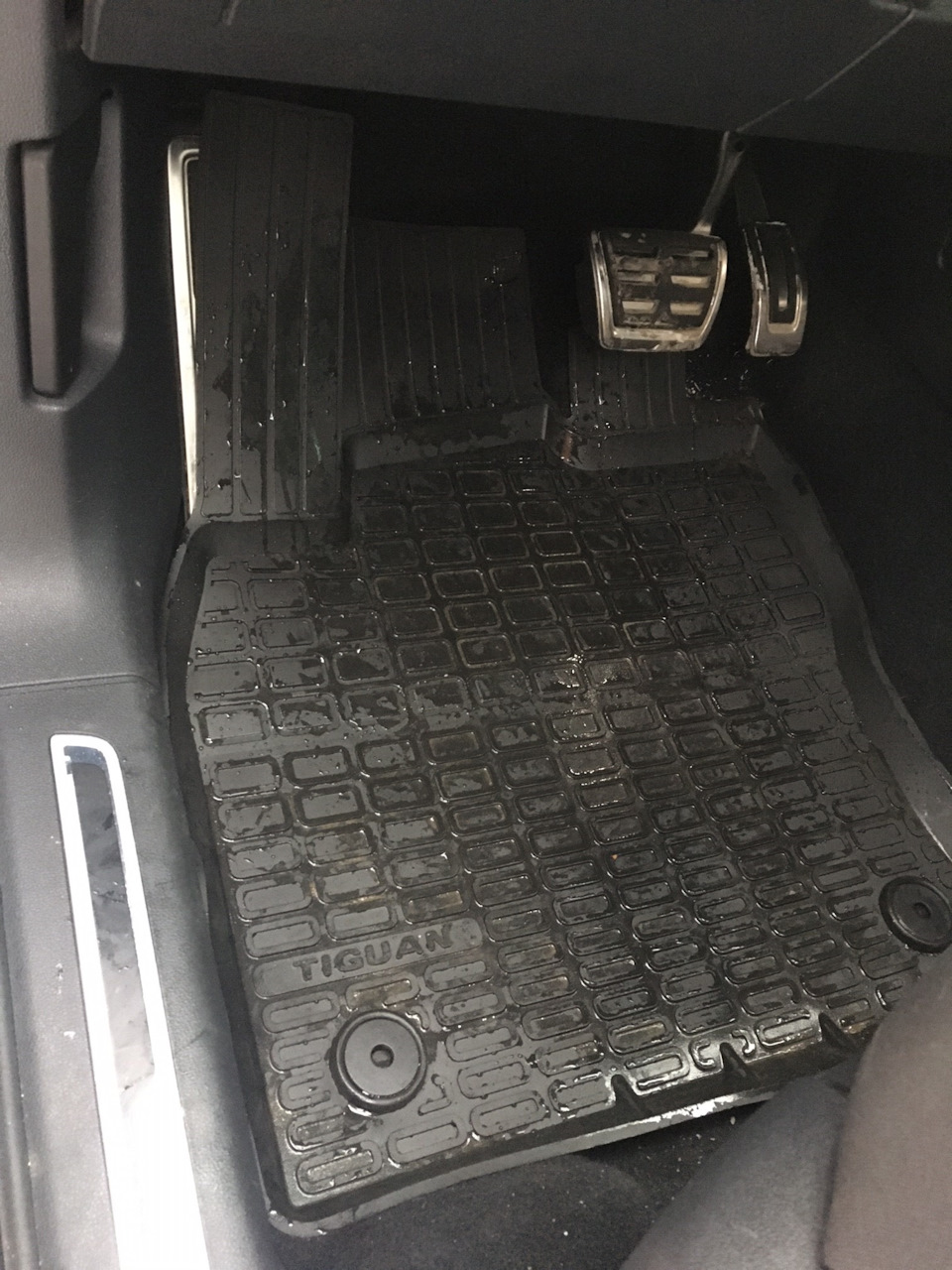 Коврики на зиму — Volkswagen Tiguan (2G), 1,4 л, 2019 года | аксессуары ...