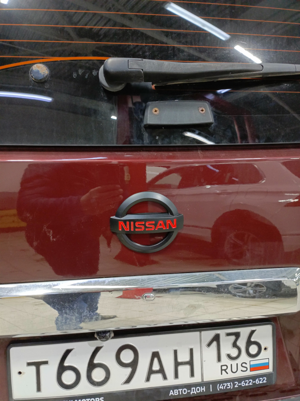 Шильдик Ниссан — Nissan Pathfinder (3G), 2,5 л, 2005 года | стайлинг ...