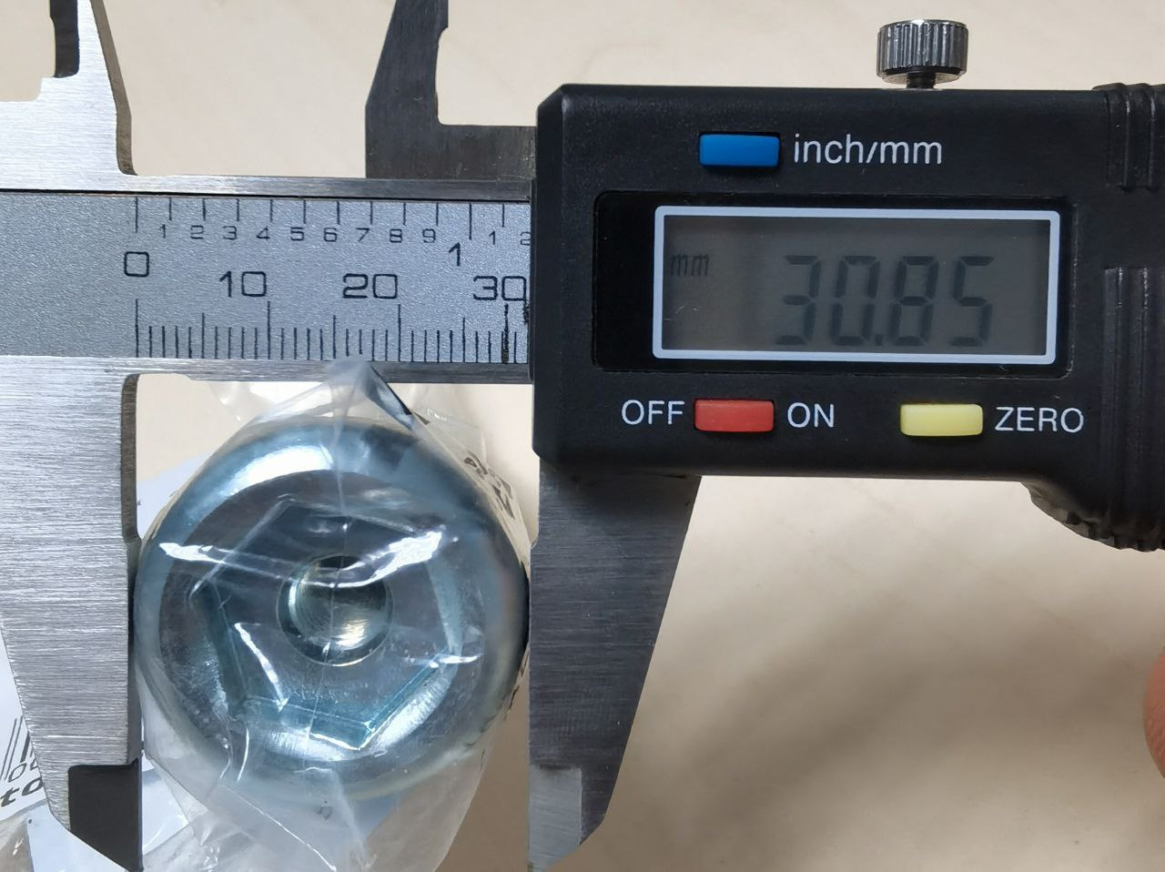 Сливная\контрольная пробка АКПП Aisin (размеры) — Volvo XC60 (1G), 2,4 ...