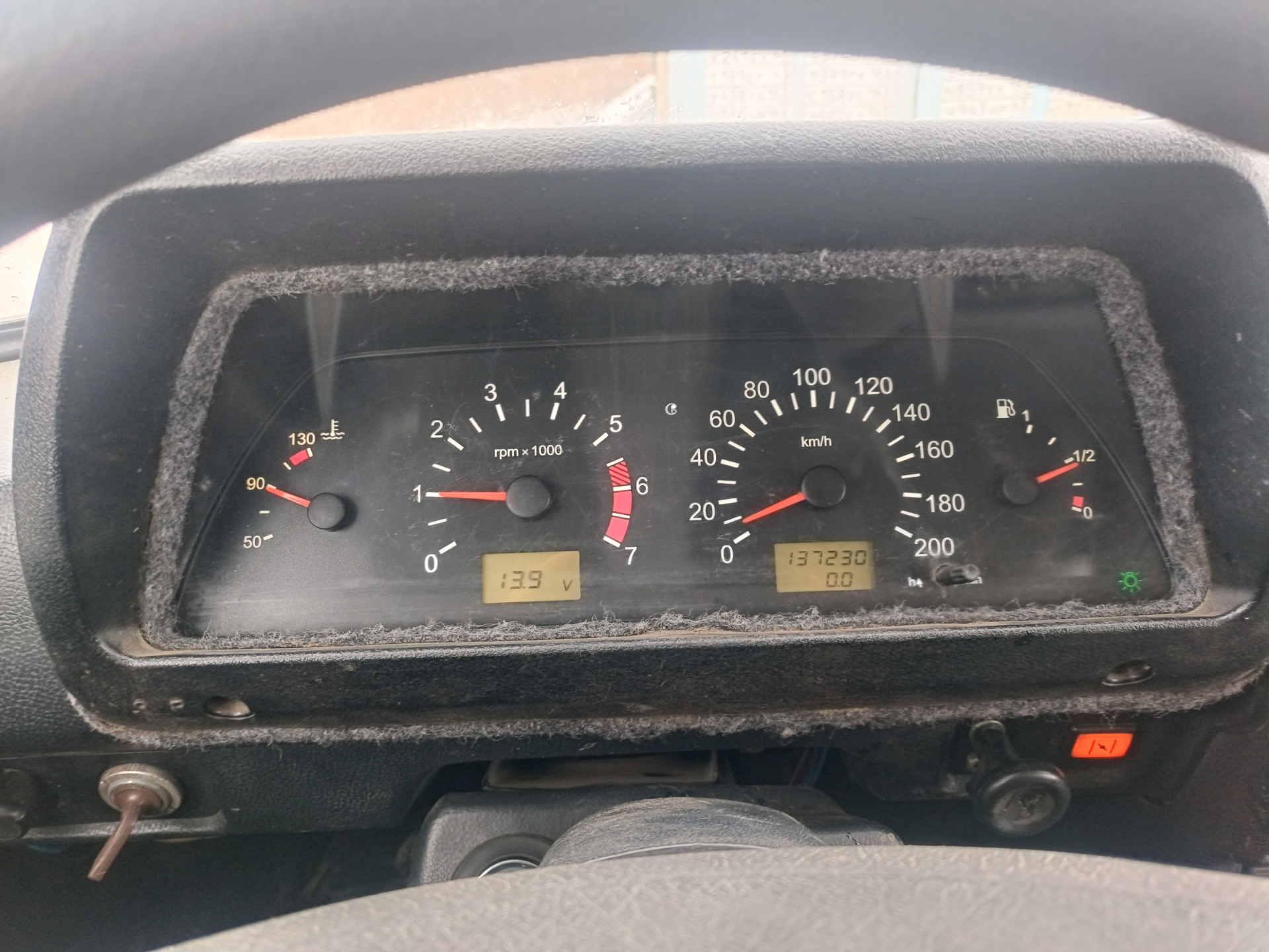 Приборная панель от 2114 с 2 окнами — Lada 4x4 3D, 1,7 л, 1998 года ...