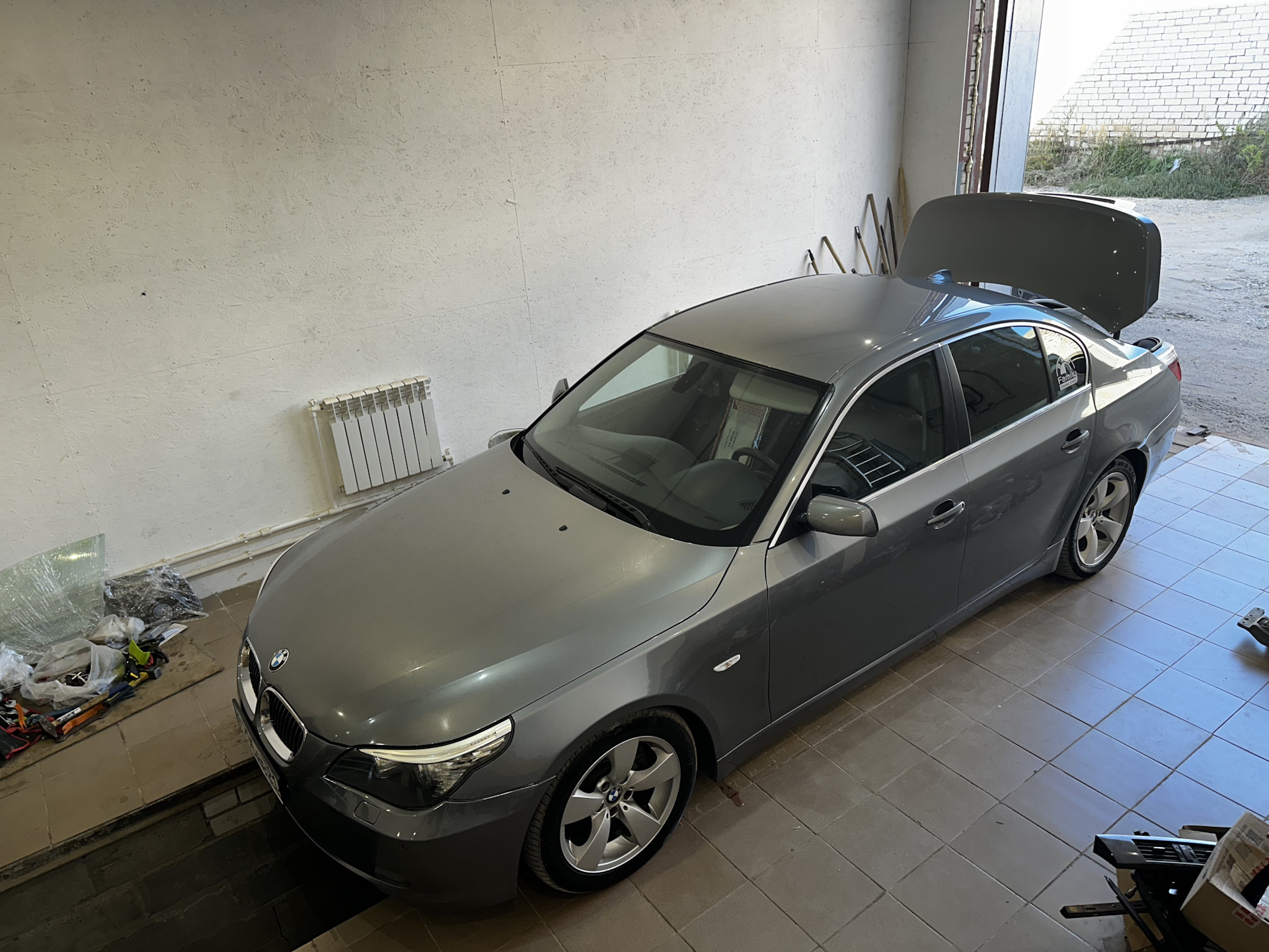 Ремонт зеркал BMW E60 — BMW 5 series (E60), 2,5 л, 2007 года | своими руками | DRIVE2