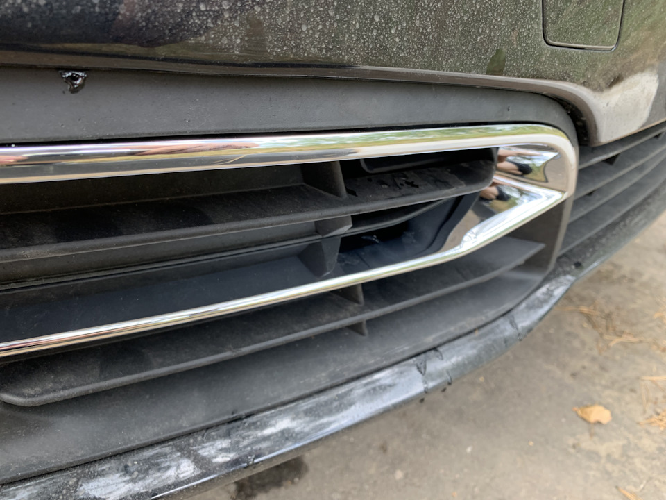 запись_12 f10 lci замена хромированных накладок ПТФ — BMW 5 series (F10 ...