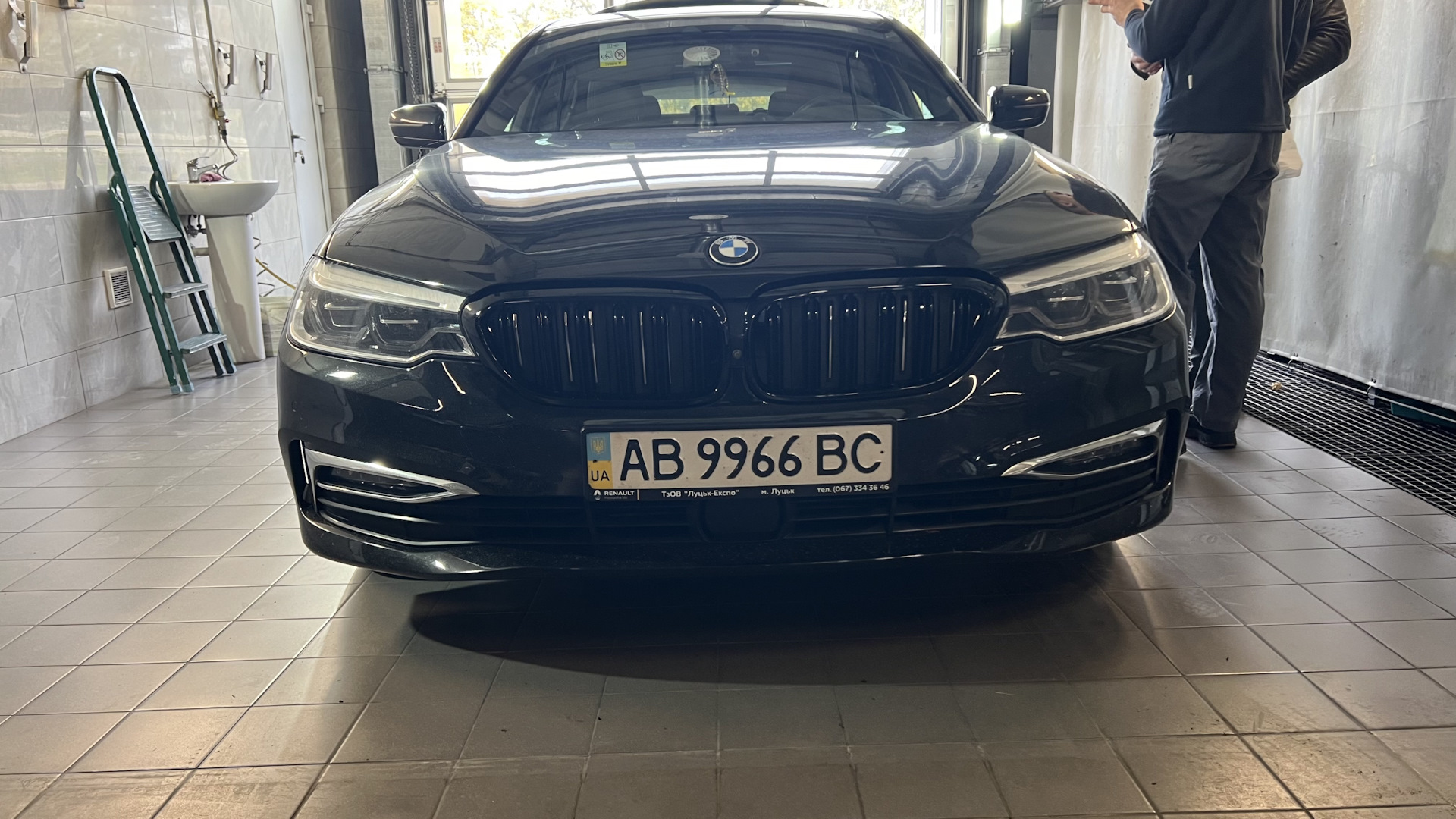 ЕМмимизируемся по тихоньку)) — BMW 5 series (G30), 3 л, 2018 года | стайлинг | DRIVE2