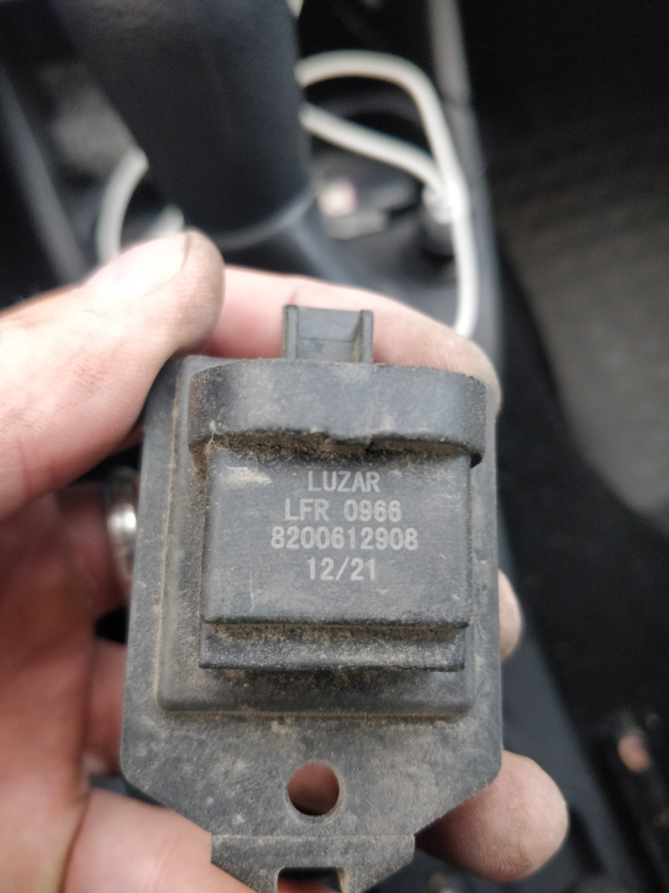 8200612908 Резистор электровентилятора радиатора системы охла RENAULT ...