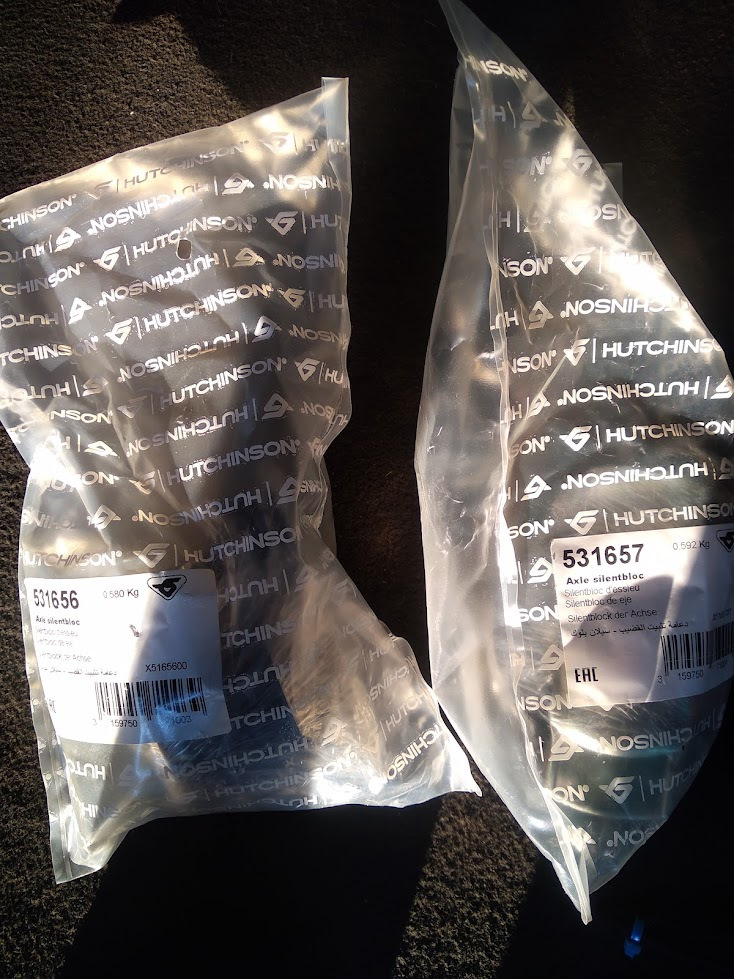 Сайлентблоки задней балки, колодки, охлаждение. — Renault Laguna II, 1 ...