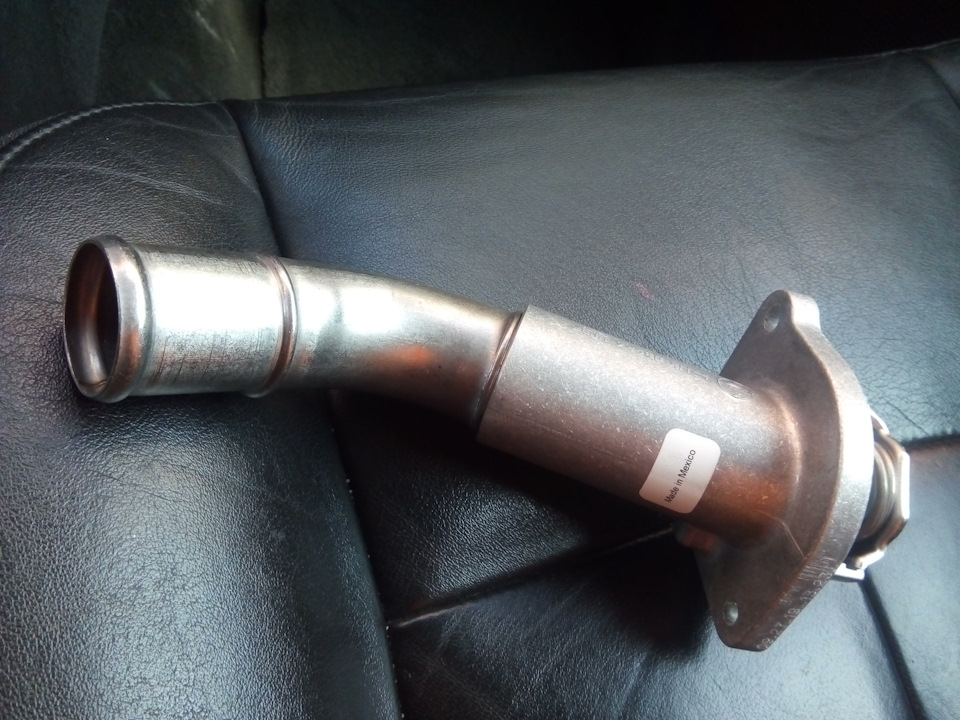 Замена свечей зажигания и термостата. — Chevrolet TrailBlazer (1G), 4,2 ...