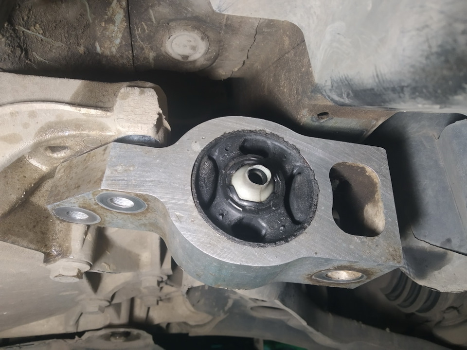 Сабвуфер URAL AS-D12A CUBE — Lada Калина хэтчбек, 1,6 л, 2011 года | автозвук | DRIVE2