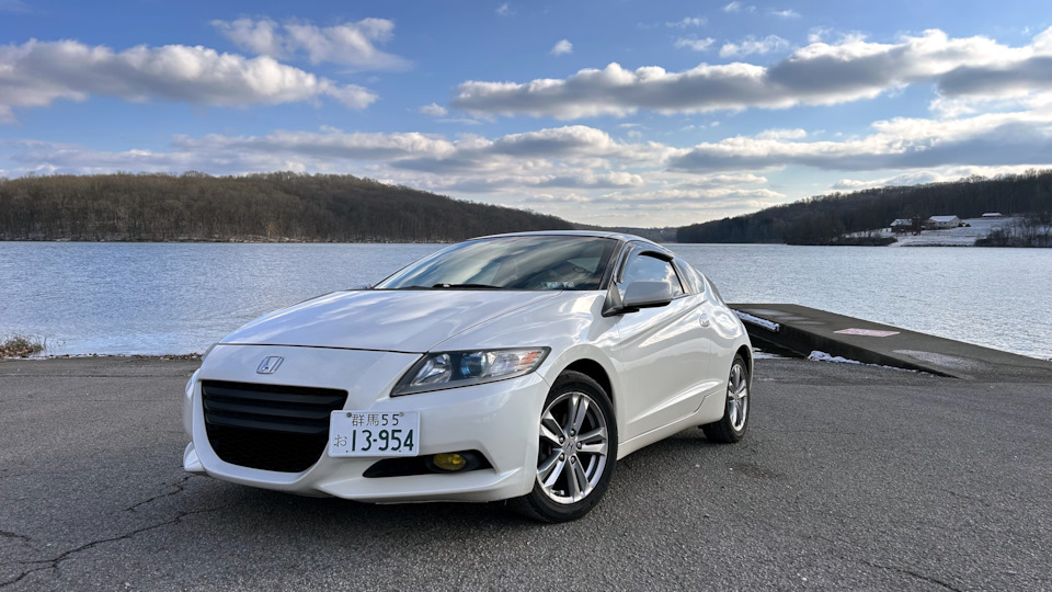Honda CR-Z 1.5 гибридный 2011 | 6MT GarliC на DRIVE2