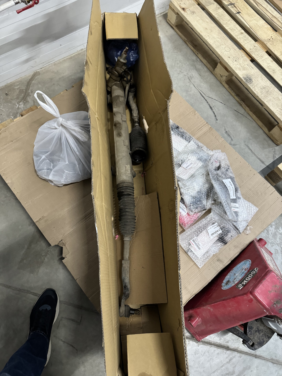 Форсы и Рейка 😕 — Toyota Land Cruiser 200, 4,5 л, 2013 года | поломка ...