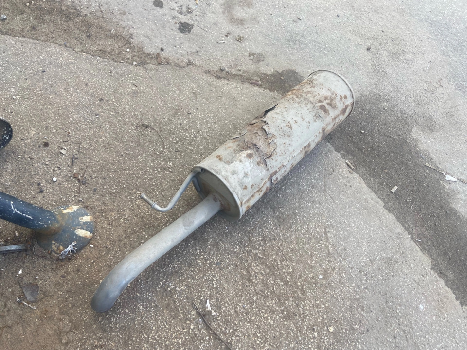 Выхлоп дешево сердито Шкода рапид — Skoda Rapid (1G), 1,6 л, 2017 года ...