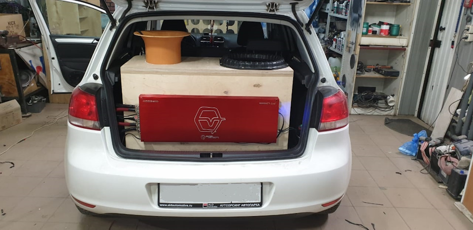 Mini-SPL проект на базе Volkswagen Golf 6 — 12 Вольт на DRIVE2