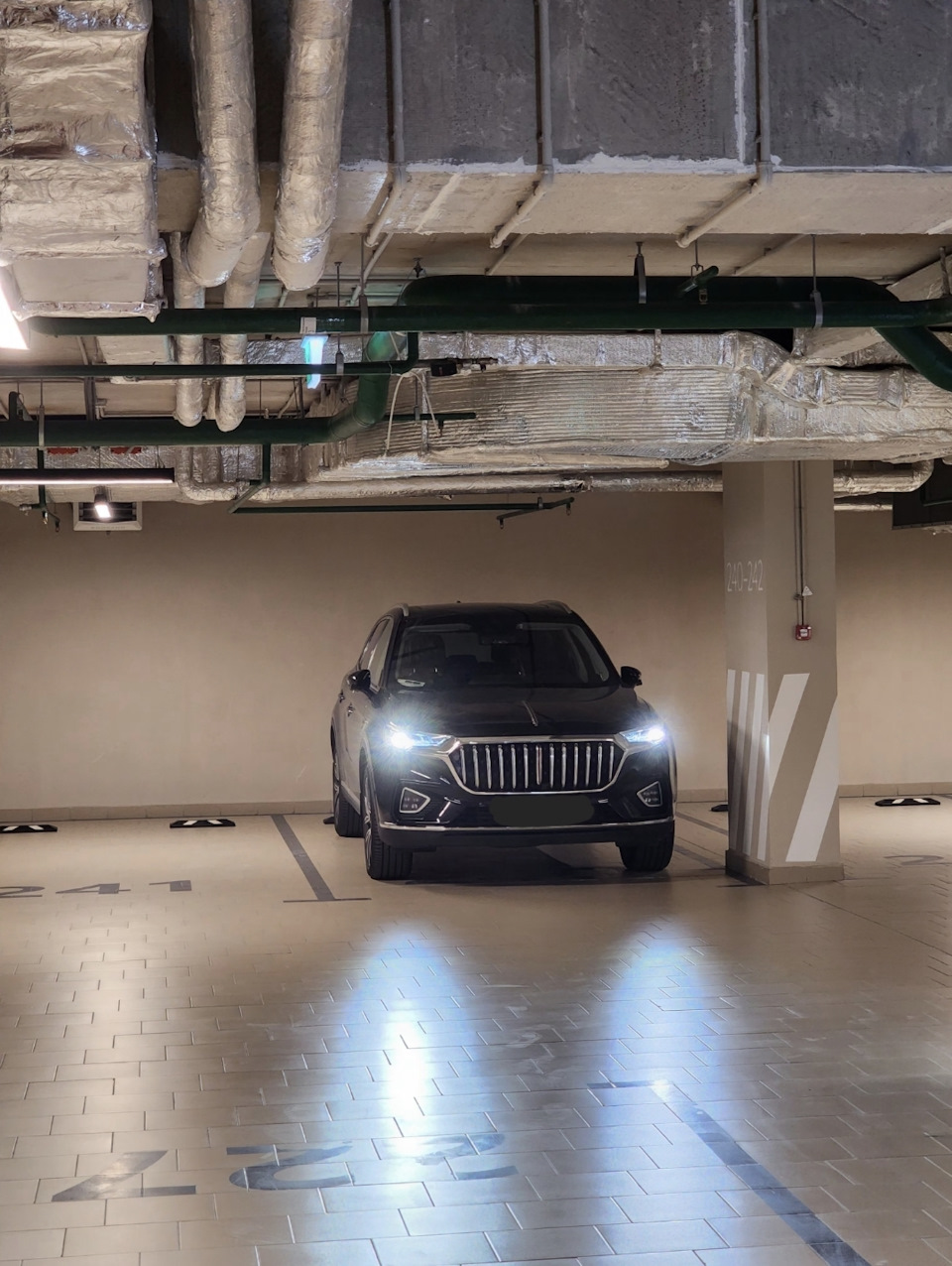 Пробег 10000 км — Hongqi HS5, 2 л, 2023 года | наблюдение | DRIVE2