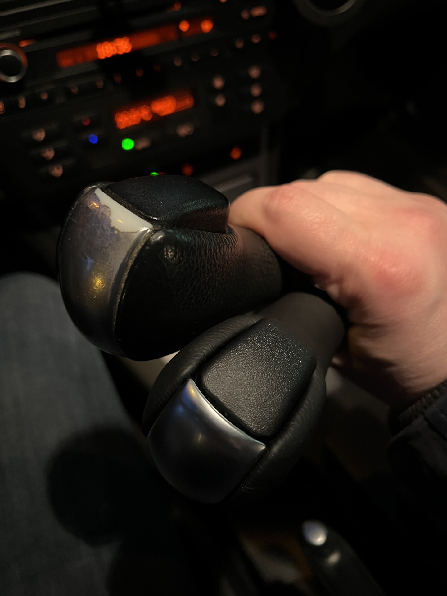 Рукоятка кпп — BMW X3 (E83), 3 л, 2010 года | аксессуары | DRIVE2